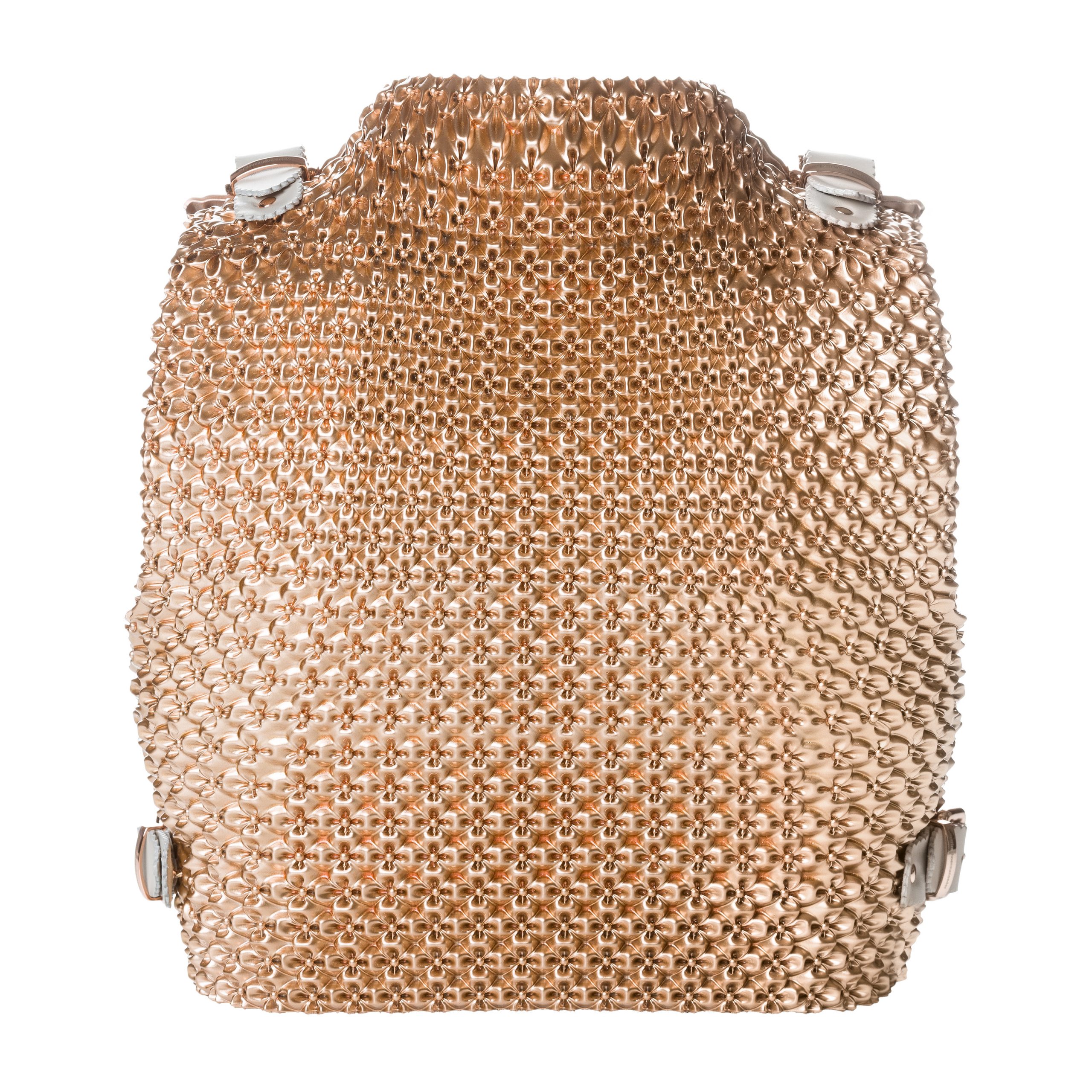 Digital Vogue – from 2D to 3D – Re-FREAM