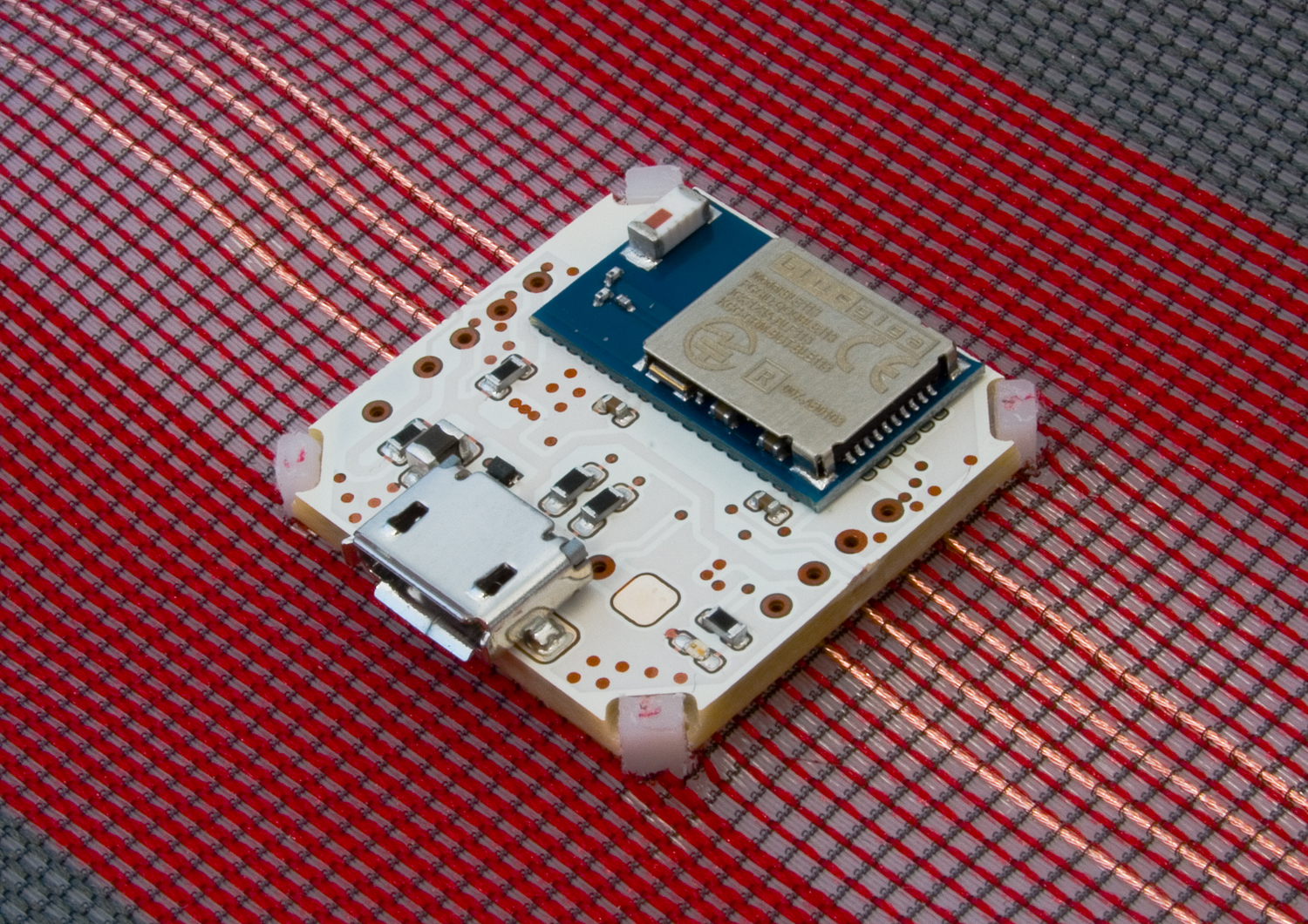 E-Textile hardware – Re-FREAM